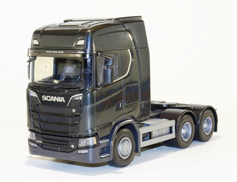 Neue EMEK LKW-Modelle bei GMTS | Spur-G-Blog